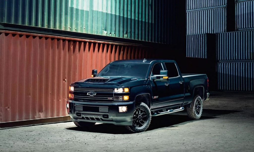 4 Reasons You'll Love the 2020 Silverado 3500 HD the Moment You Climb ...